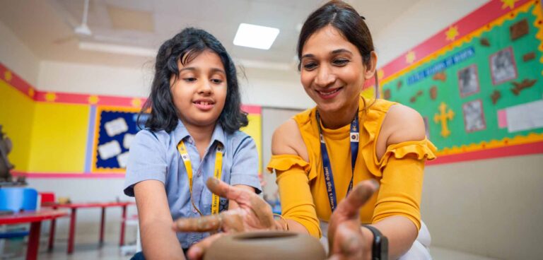 How To Clear School Doubts Online ( Manarkeni ) | Android App